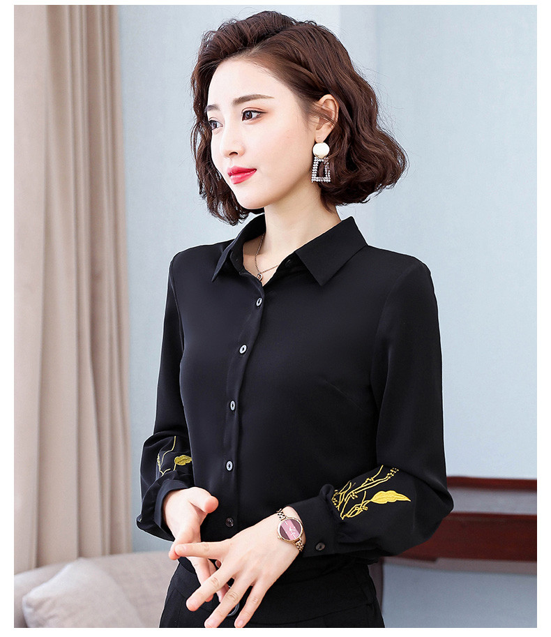 Badu.bg Нов модел дамска риза с класическа яка и бродерия на ръкава - Badu.bg