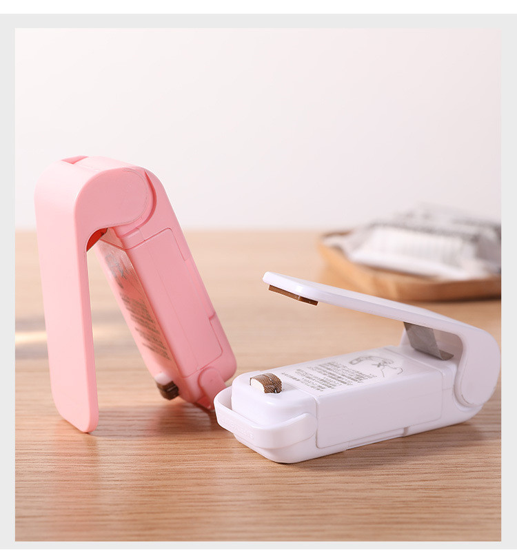 Преносима мини машина за запечатване на найлонови торбички за закуски Малка машина за