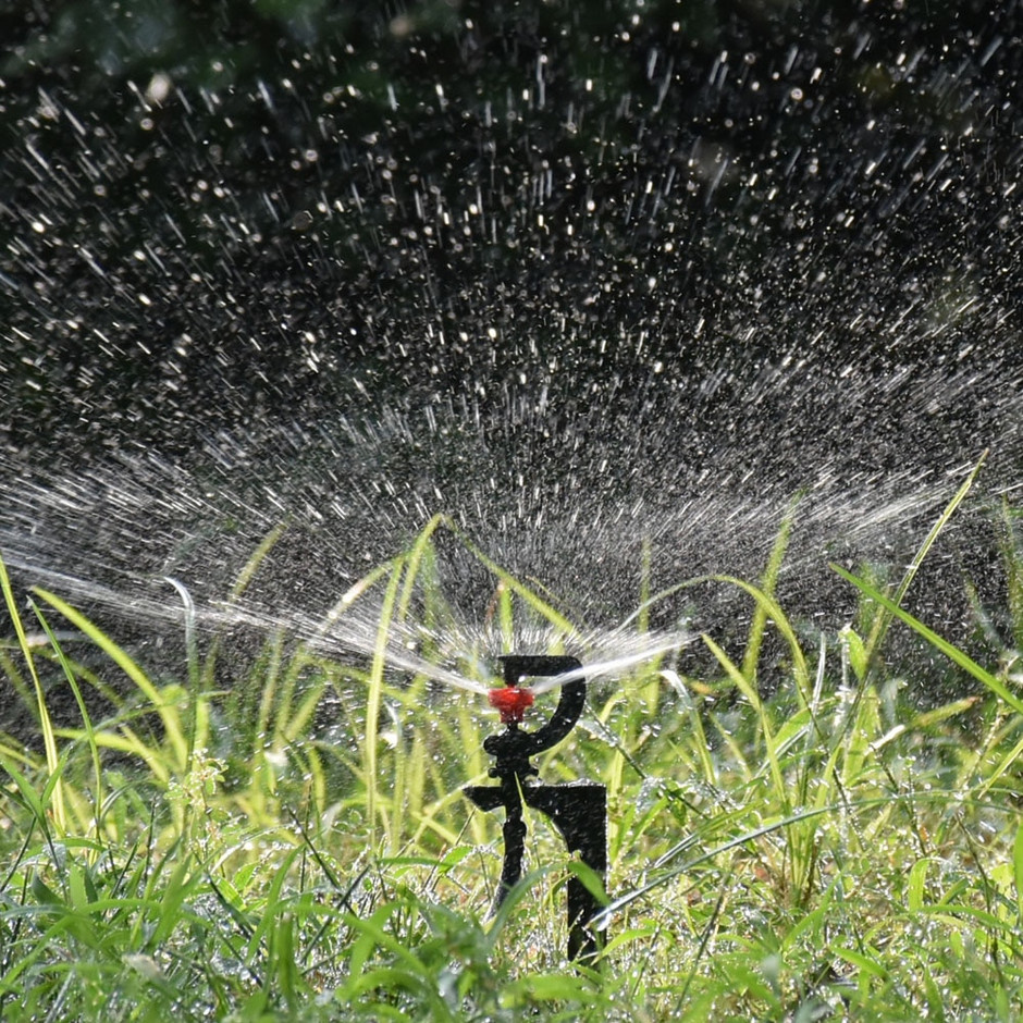 Baduglobal.ro Duze rotative de aspersoare de gradina Cu suport de duza ...